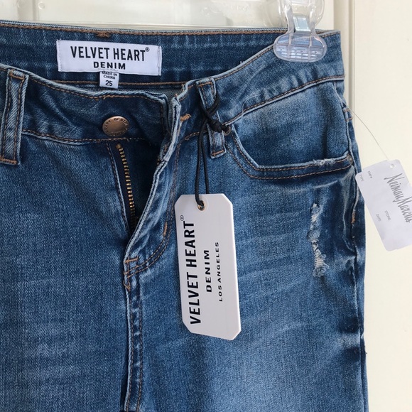 Velvet Heart | Jeans | Velvet Heart Jeans Adorned With Hummingbirds ...
